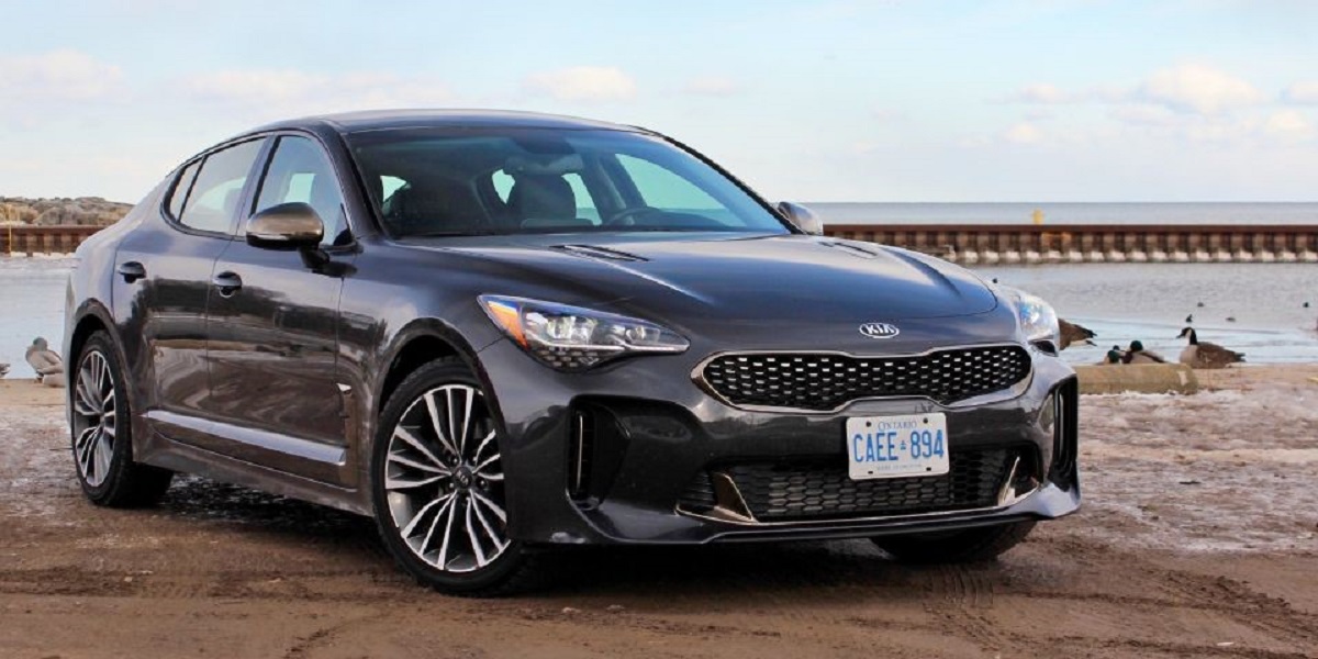Eksterior KIA Stinger yang Super Elegan - Carsome Indonesia