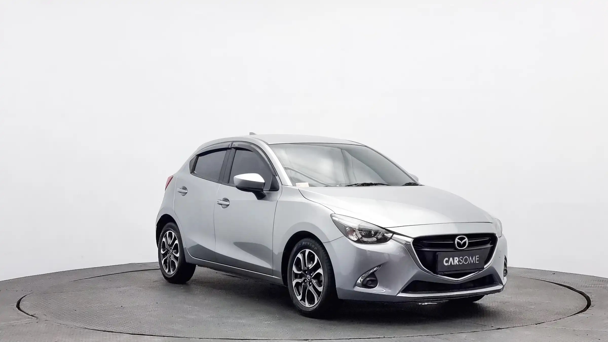 Ingin Tampil Beda di Jalan? Inilah Pilihan Mobil Hatchback Anti ...